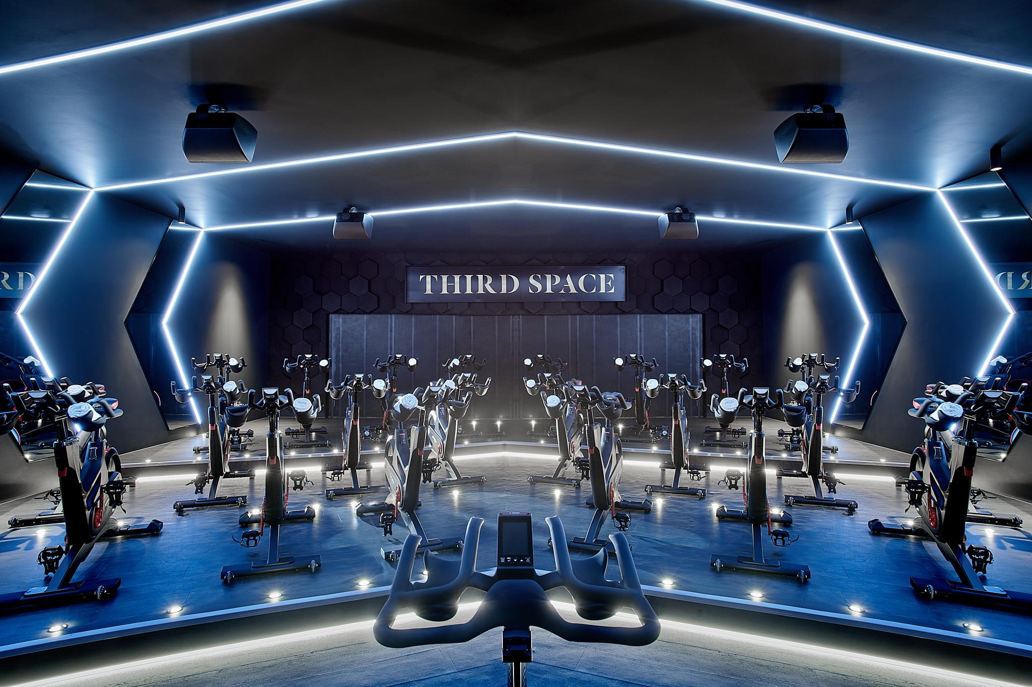 Third Space - L-GAM